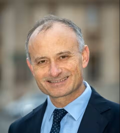 Jesús Colina, colaborador de RC, publica el primer libro sobre León XIV ...